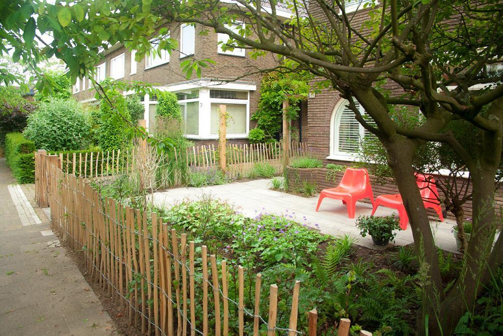 Een complete tuin aanleg naar het ontwerp van een architect.